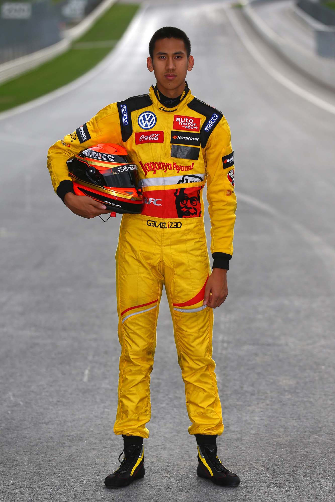 Sean Gelael Siap Hadapi Seri Pertama Formula 3 Eropa Di Sirkuit ...