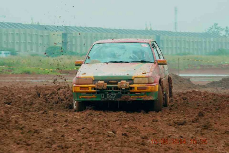 Advan dengan Dunia Barunya di Balap Rally Indonesia - Fastnlow.net