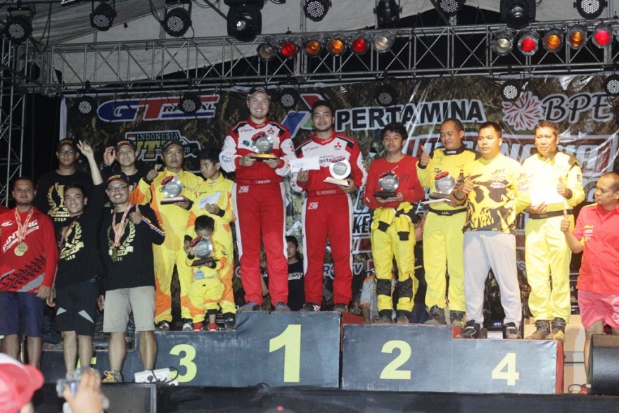 2015 Memang Tahunnya Jhonlin Racing Team - Fastnlow.net