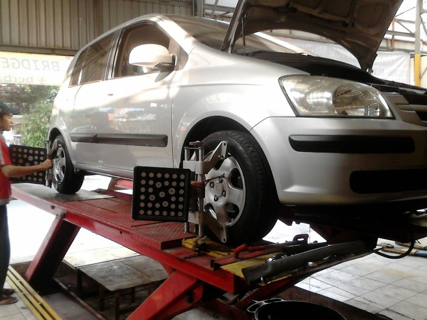 5 Tanda Roda Kendaraan Anda Harus Di Balancing - Fastnlow.net