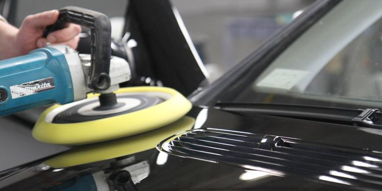 4 Cara Membuat Mobil Tetap Mengkilat Seperti Baru - Fastnlow.net