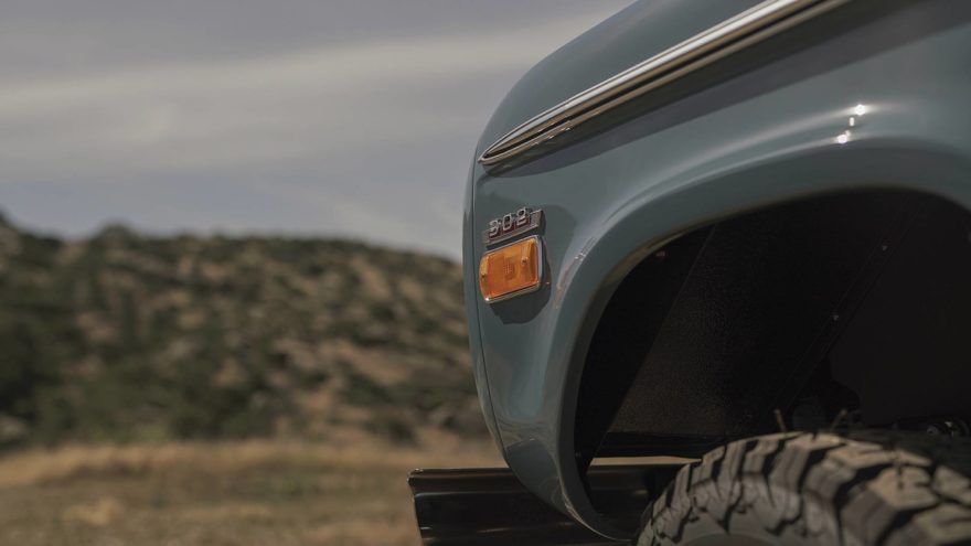 Ford Bronco ‘Old School’ Hasil Modifikasi ICON - Fastnlow.net