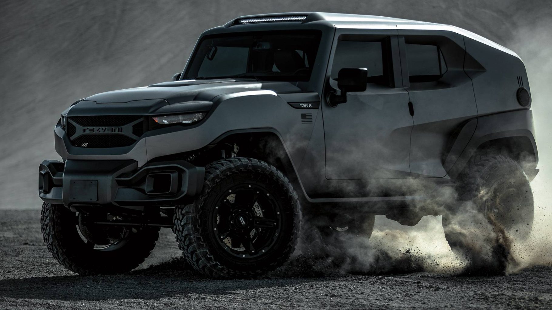 Rezvani TANK X 2019: SUV Hardcore Rasa Supercar - Fastnlow.net