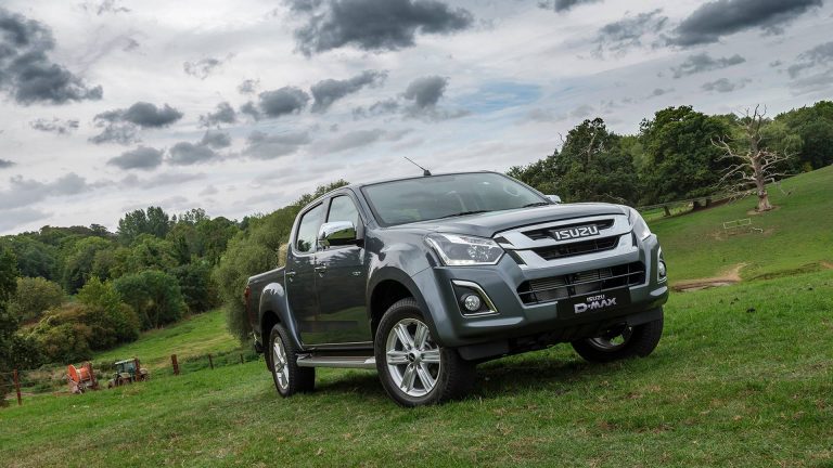 Isuzu D-Max Utah V-Cross, Cuma Produksi 100 unit di UK - Fastnlow.net