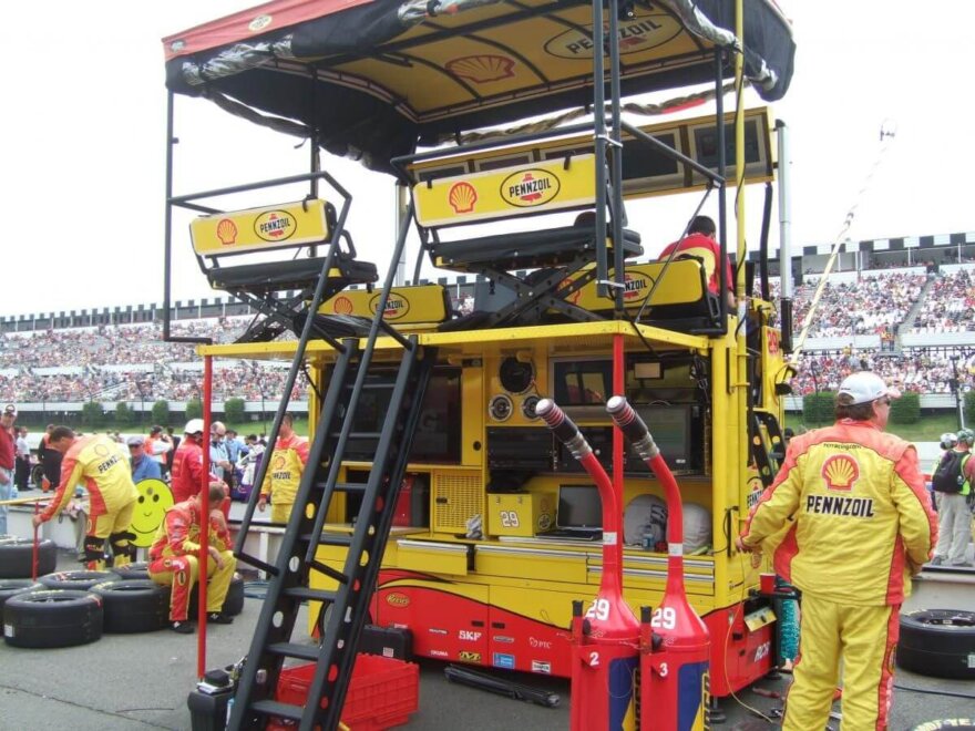 9 Alat Paling Krusial Dari Kru Pit NASCAR - Fastnlow.net