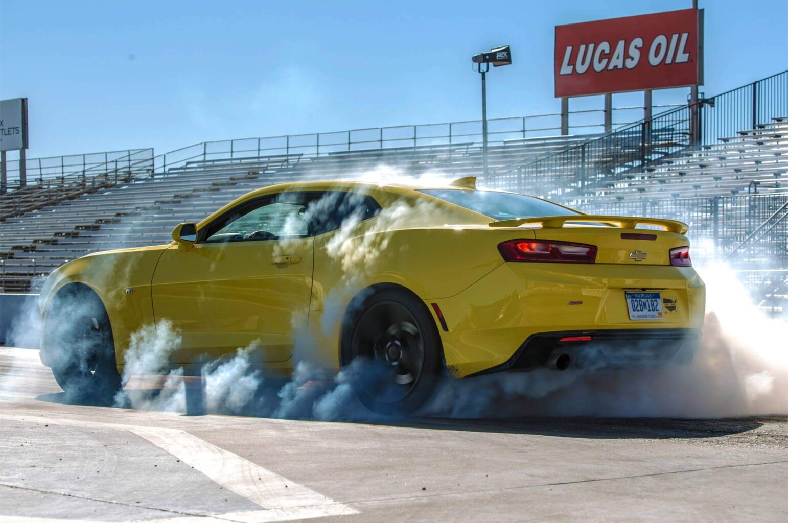 Hal Yang Perlu Diketahui Seputar Ban Drift - Fastnlow.net