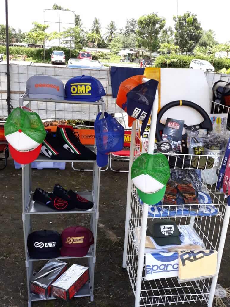 RALLY LOOKS STATION, BERAWAL DARI MUDFLAP HINGGA KE BANYAK HAL ...