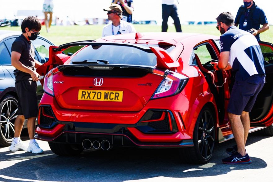 NEW HONDA CIVIC TYPE R RESMI MENJADI OFFICIAL CAR TIM RED BULL RACING ...