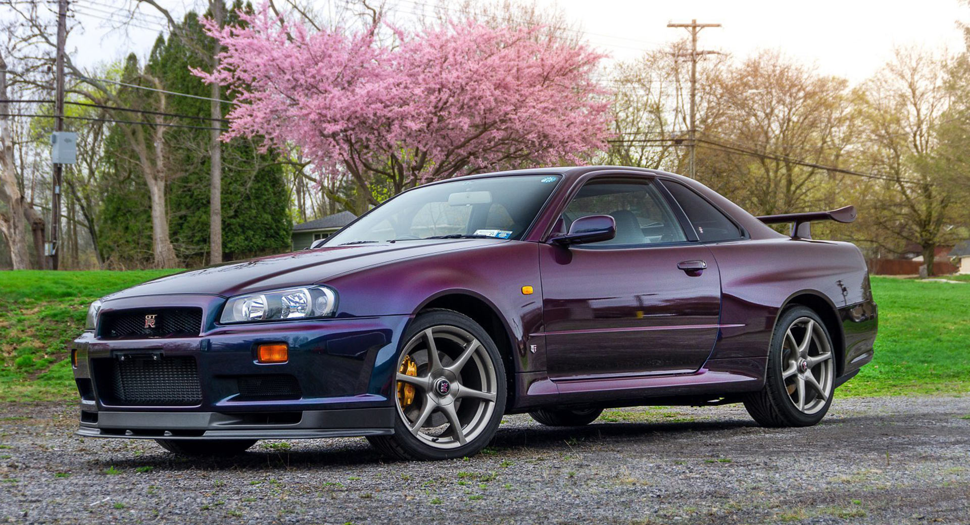 Midnight Purple, Warna Legendaris Dari Nissan Skyline GT-R - Fastnlow.net