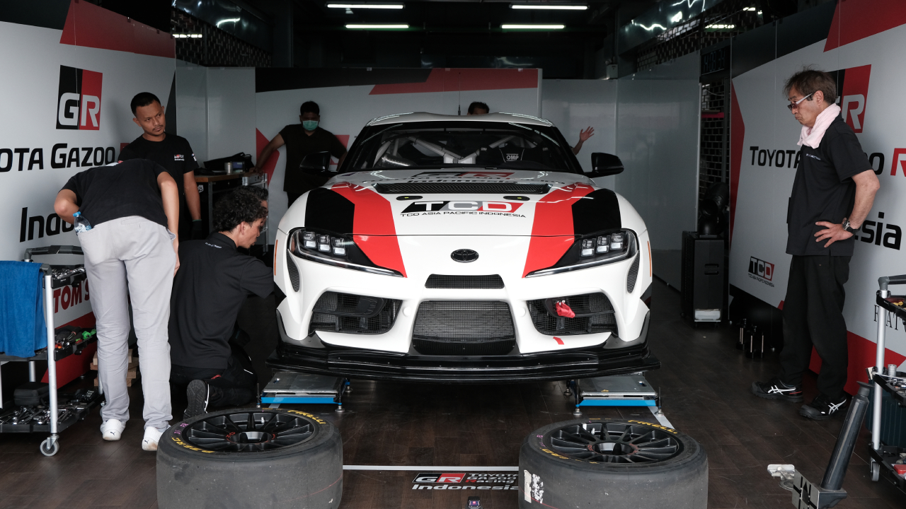 Mekanik TGRI Banyak Belajar Hal Baru Selama GT4 Asia di Thailand ...