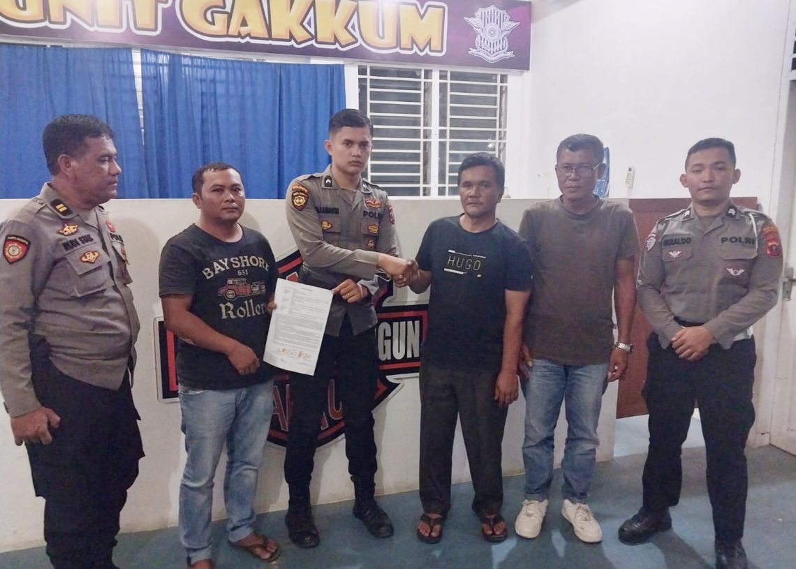 Mobil Dinas Sat Samapta Polres Simalungun Tabrakan Beruntun dan Malam ...