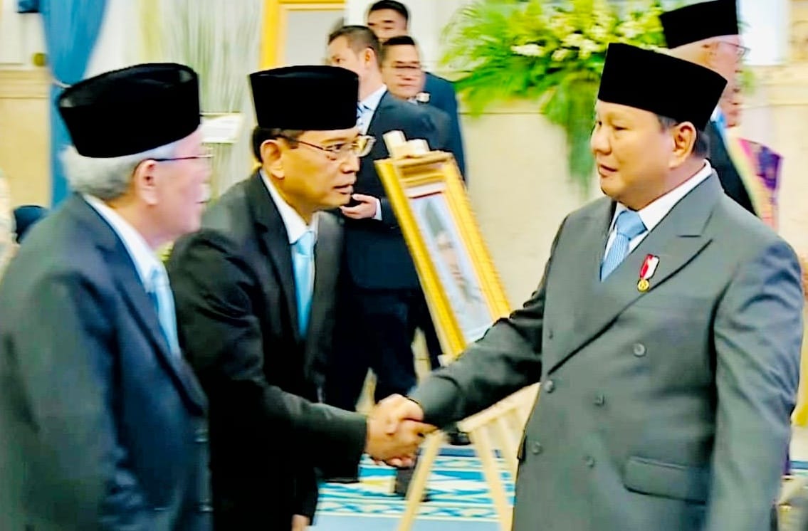 Tuan Rondahaim Saragih Garingging Resmi Dianugerahi Gelar Pahlawan ...